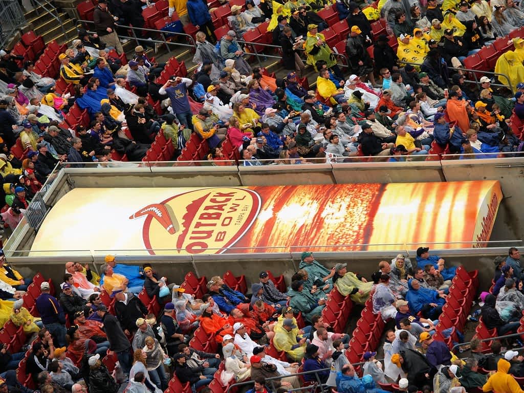 Outback Bowl – Stadium